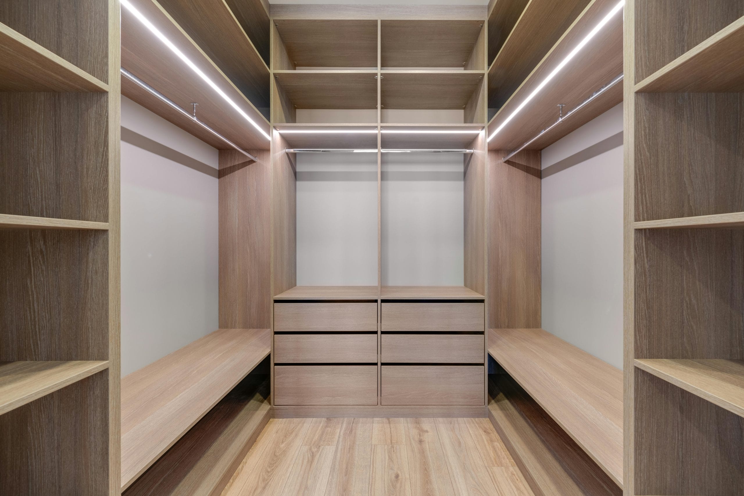 Gulfshore Closets Services the Greater Tampa Area